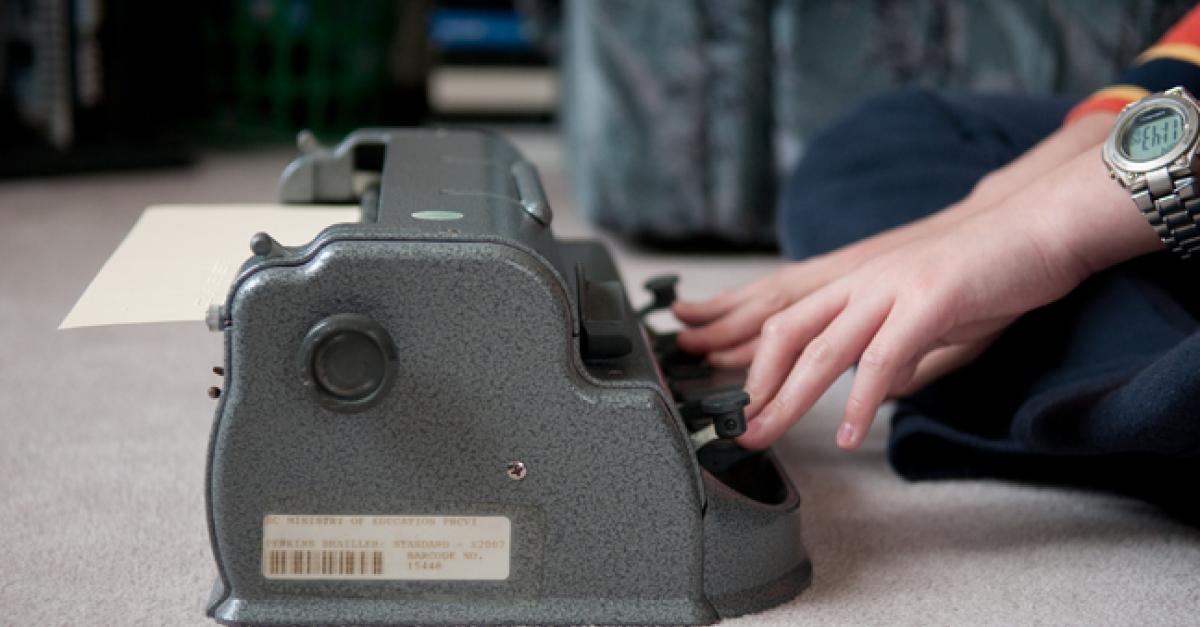 Braille activities for sighted children | CNIB