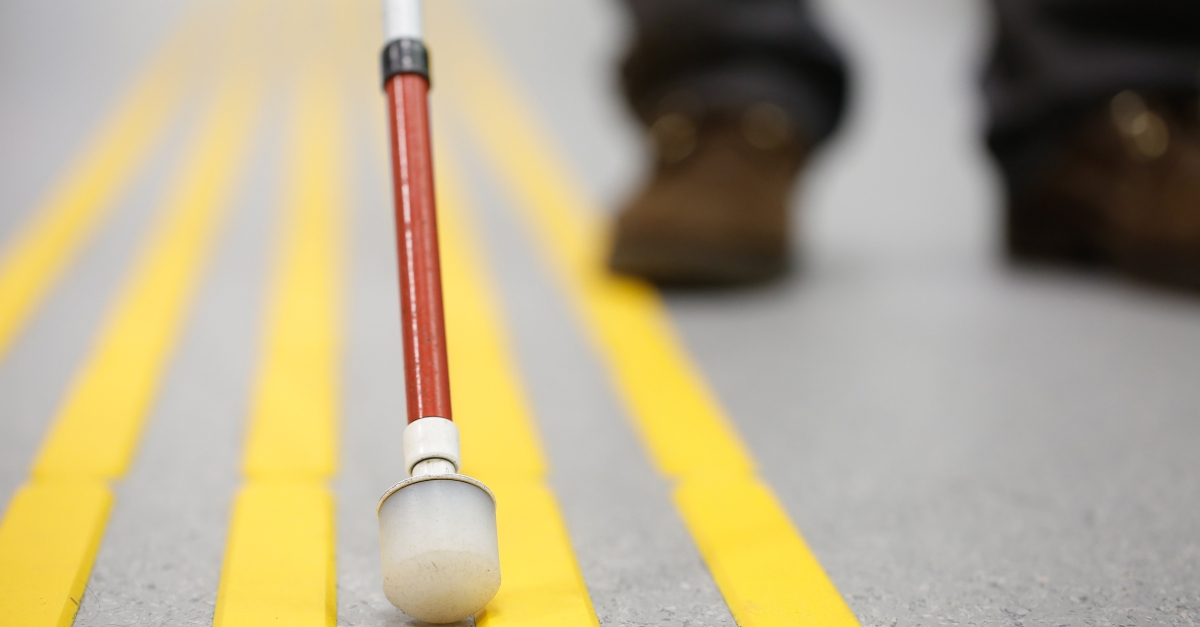 CNIB’s White Cane Access Program | CNIB